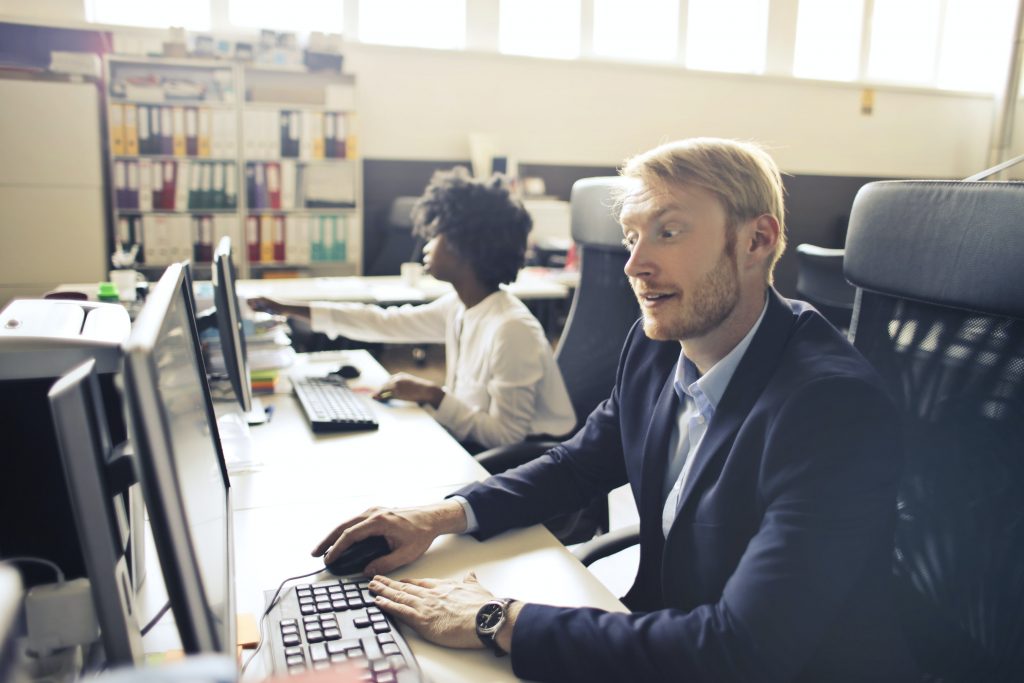 15 Surprising Clickbait Examples That Work - Rocket Content